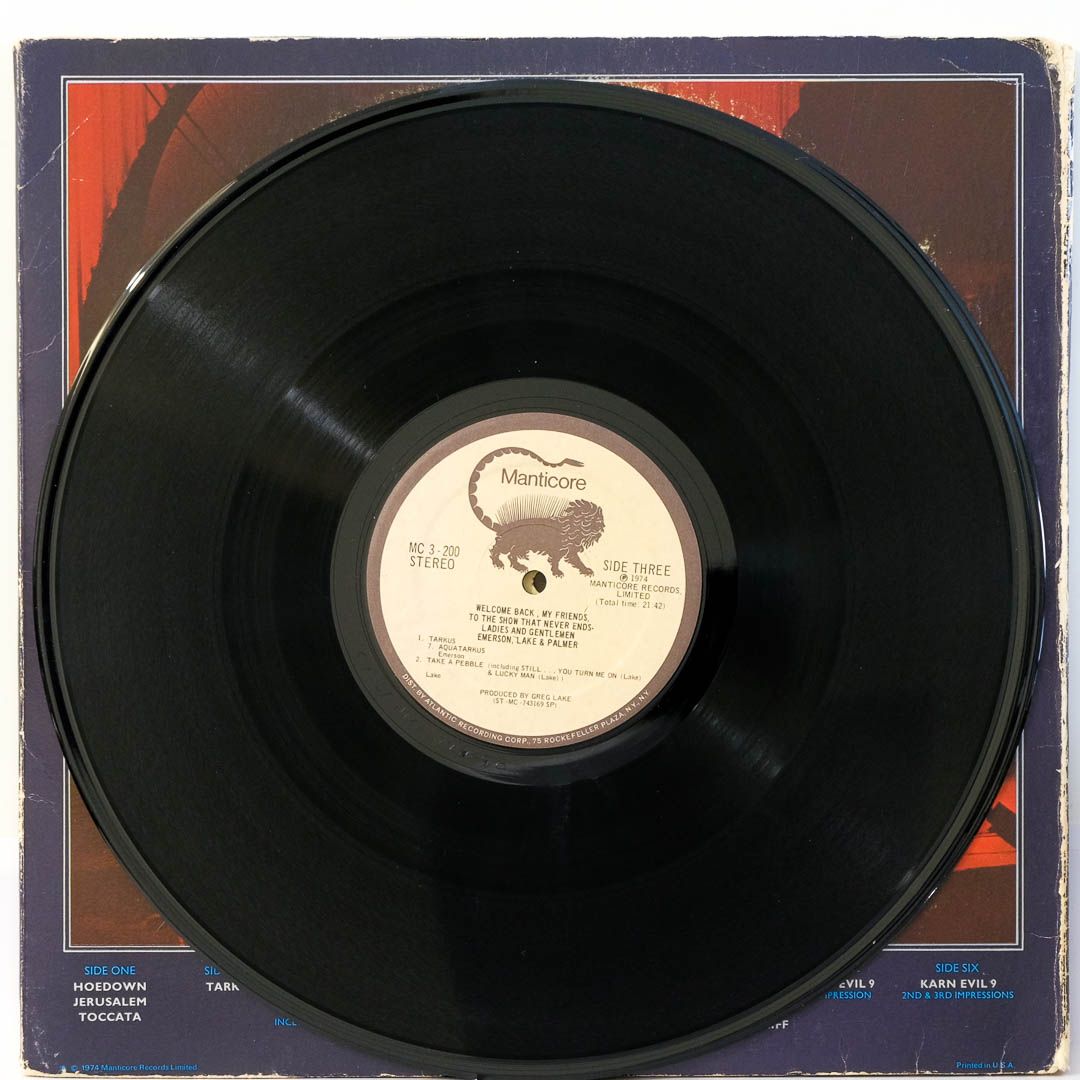 Emerson, Lake & Palmer - Welcome Back My Friends To The Show That Never ...