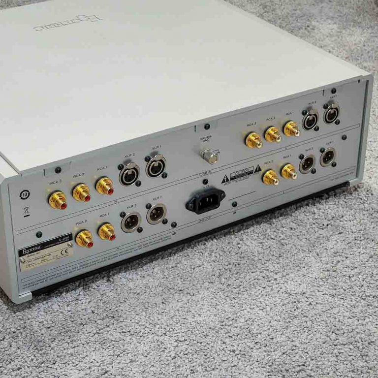 ESOTERIC C-02X Stereo Linestage Preamplifier - Silver (Trade-in Item ...